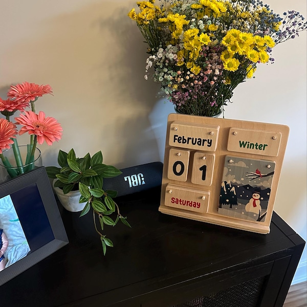 Montessori Wooden Safari Animal Puzzle, Nursery Decor and Learning Toy ...