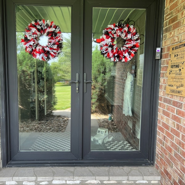 Rainbow Love Infinity Wreath - Etsy