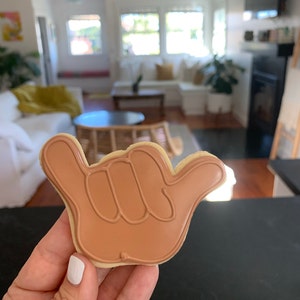 Shaka Hand Cookie Cutter - Etsy