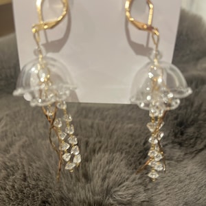 Frog on Lily Pad Earrings, Frog and Floral Petals Lovely Drop Earrings ...