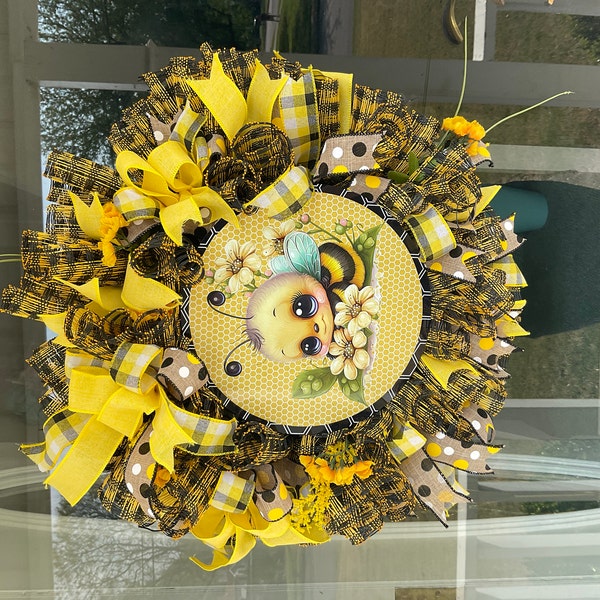 Round Bee Wreath Sign, Metal Wreath Sign, Signs for Wreaths, Door Decor ...
