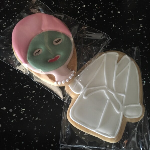 10 Hen Party Cookies/ Party Favours / Spa Cookies / 10 Face Mask ...