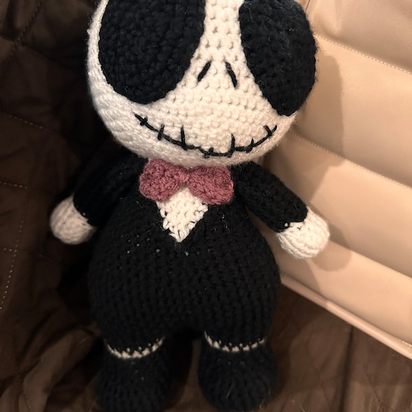 SKELLINGTON - Pattern Crochet - Amigurumi Jack Skellington Crochet ...