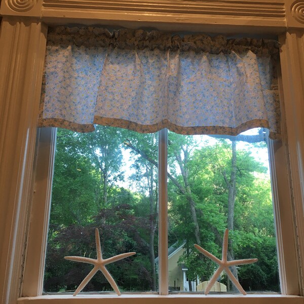 Coastal Cottage Valance With Beach Scene Print Fabric - Etsy