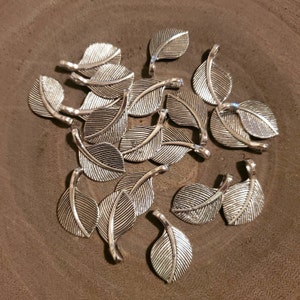 5pcs/lot Resist Charm Civil Rights Feminism Feminist Political - Etsy