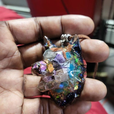 4 Goddess Orgone Statue, Divine Feminine Connection, Raw Emerald ...