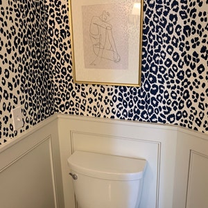 Woman's Body Fine Line Print Neutral, Abstract Art, Line Drawing ...