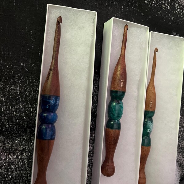 Drop Spindle Beginner Kit by Kromski Includes Handcrafted Drop Spindle ...