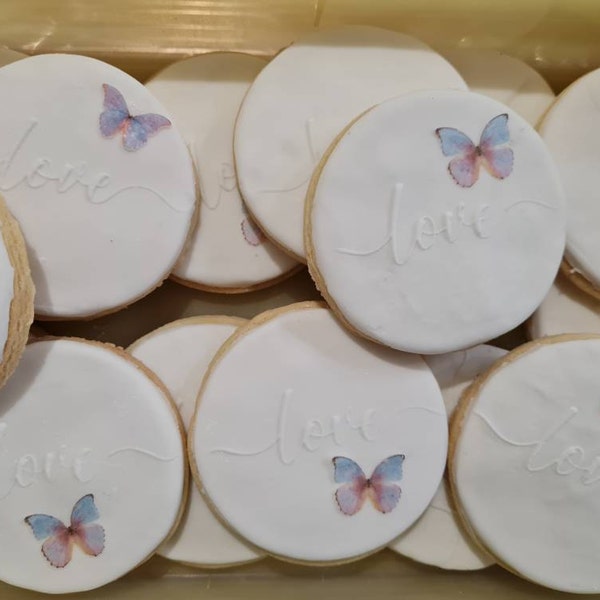 Pack of 140 Edible Pre-cut Wafer Butterfly - 2 Cm Mini Pink and Purple ...