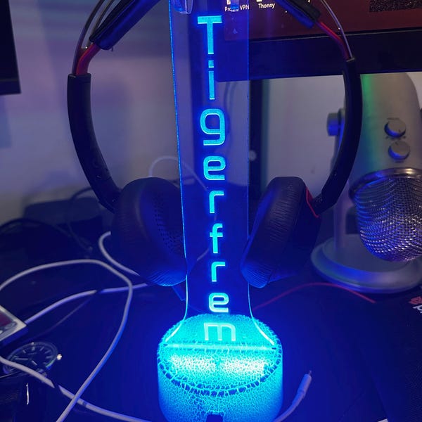 Personalized Led Headphone Stand, Streamer Headset Holder Stand ...