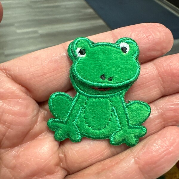 Childrens - Fuzzy Green Frog - Mouth Opens - Iron on Applique ...