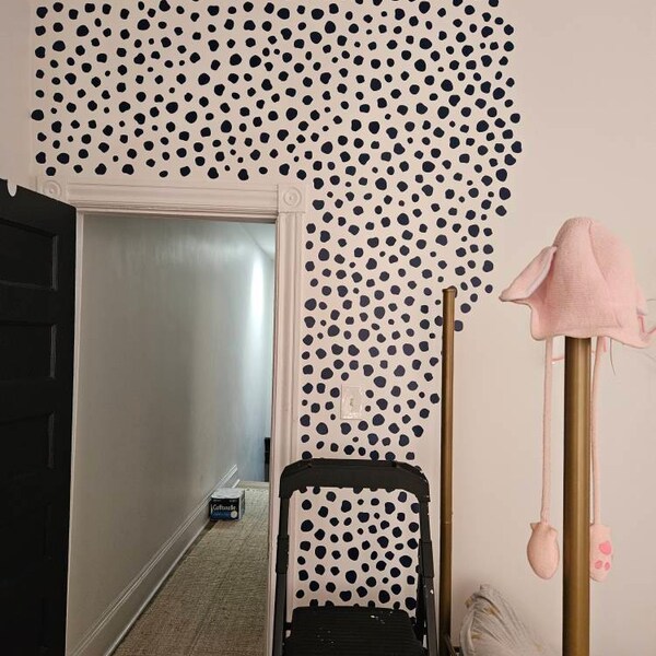Spot Vinyl Wall Decals: Dalmatian Polka Dots, Paint Hand-drawn Circles ...