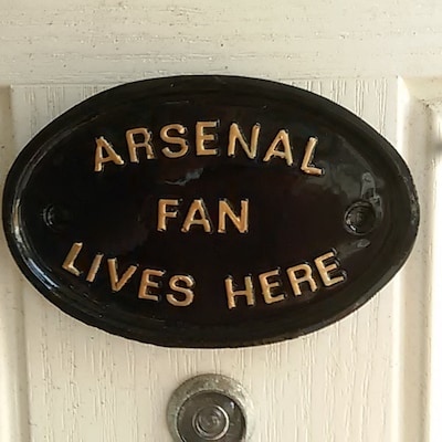 Arsenal Fan Lives Here - Etsy