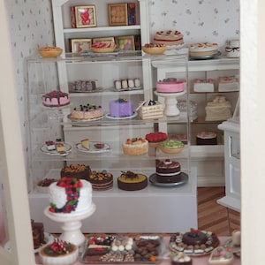 Dollhouse Furniture Miniature Clear Acrylic Bakery Showcase Miniature ...