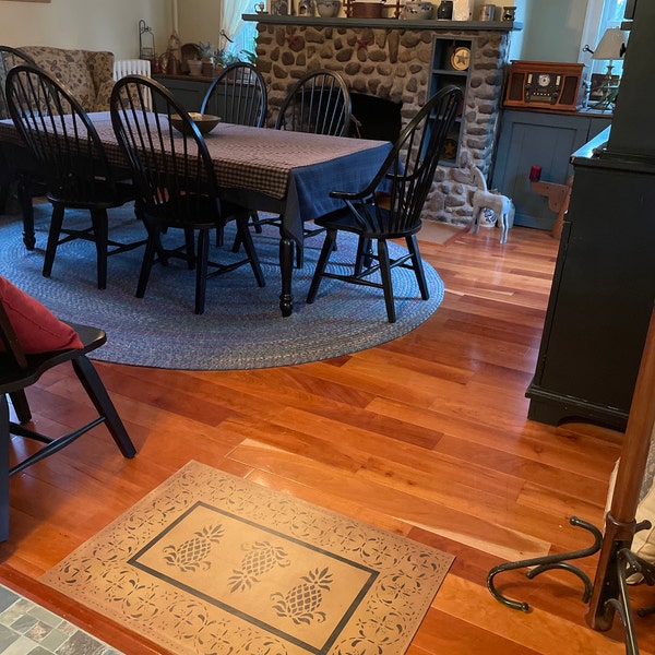 Early American Floorcloth Area Rug. Primitive Floor Cloth. Pineapple ...