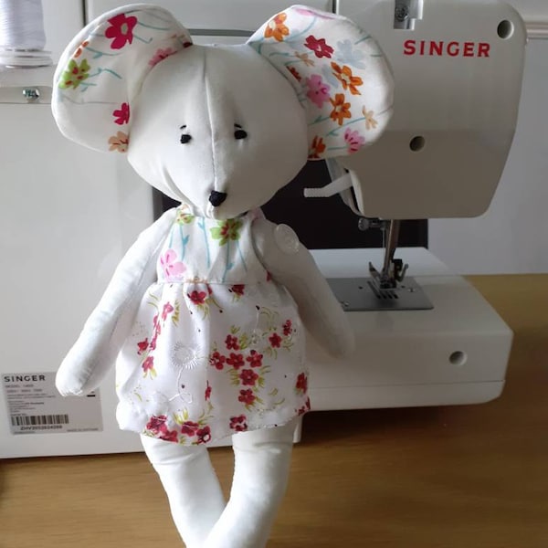 Stuffed Mouse Pattern / Plush Toy Pattern / Animal Pattern / PDF Sewing ...