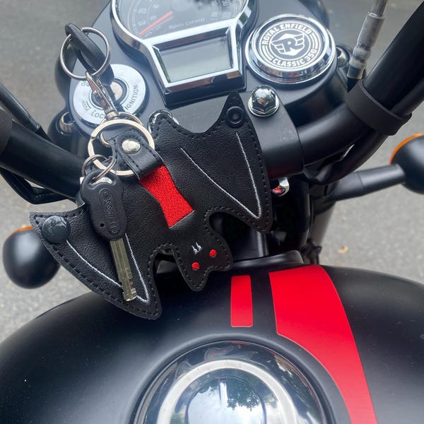 Bat Motorcycle Motorist Car and Bike Keychain, Biker Chic Keyring Key ...