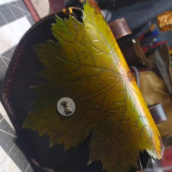 PDF Pattern for Leather Leaf Belt Bag - Etsy