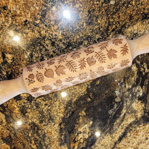 Pinecones and Cardinals Embossed Rolling Pin - Etsy