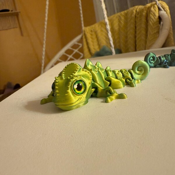 Articulated 3D Printed Godzilla Toy–poseable Kaiju Desk Model Two Sizes ...