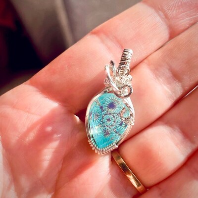 TWO 2 Pressed Glass Snowflake Compass Rose Cabochon Cab Golden Shadow ...