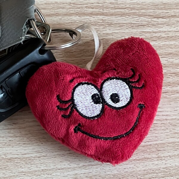 Little Heart in the Hoop 4x4 Heart Stuffie ITH Embroidery , Machine ...
