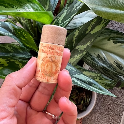 Peach Perfume, Dark Fruit Sweet Retro Scents, Magical Nymph Indie ...