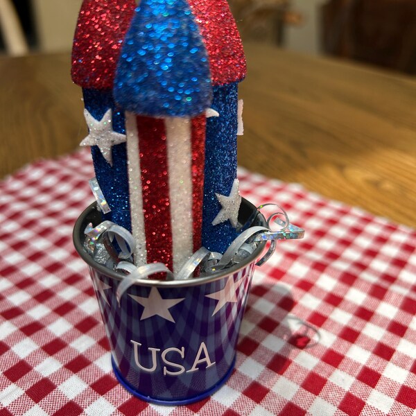 Mini July 4th Popsicle Bucket, July 4th Tiered Tray Decor, Patriotic ...