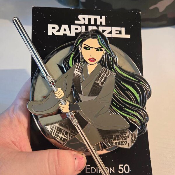 Sith Elsa Fantasy Pin Star Wars Pin & Frozen Pin Elsa Jedi Pin Sith Pin ...