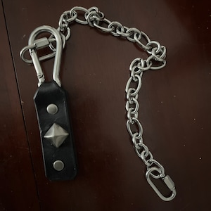 Aged Leather Belt Studded. Skull Loop Design. 2 Inches Wide. BLACK - Etsy