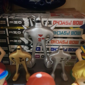 Earthbound Mani Mani Statue - Etsy