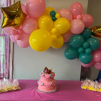 Mario Bros Balloon Garland, Super Mario Party Decorations, Muted Mario ...