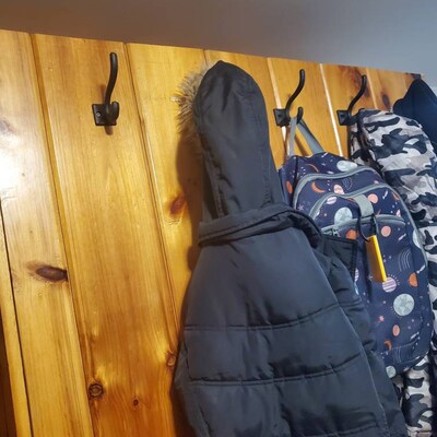 Rustic Cast Iron Coat Hooks 5 Pack Wall Mounted Farmhouse Decor square ...