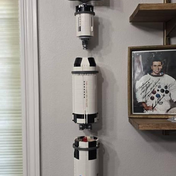 Wall Mounting Kit for Displaying Apollo Saturn V Rocket - Etsy
