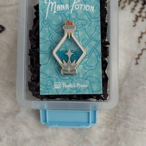 Green Ginkgo Potion Enamel Pin, Dungeons and Dragons Enamel Pin, Dnd ...