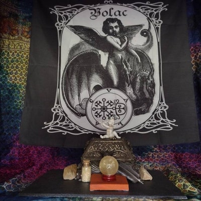 Witchcraft Altar Cloth Hecate Dark Goddess of Witchcraft - Etsy