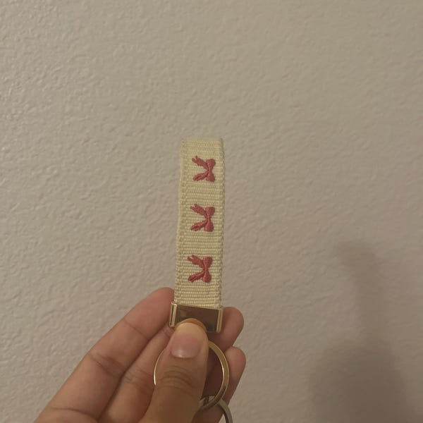 Pink Bow Keychain / Bow Embroidered Keychain / Coquette Bow Embroidery ...