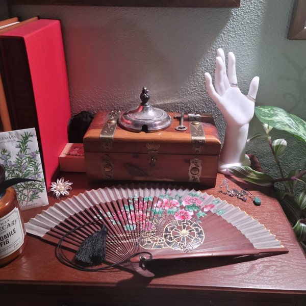 Hand – Ring Holder Statue Made of Alabaster - Etsy