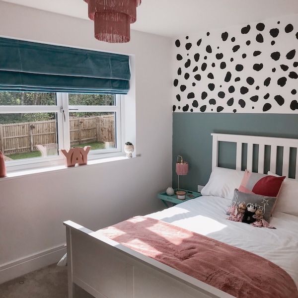 Large Dalmatian Pattern, Spot Wallpaper Sticker Decals Polka Dots Matt ...