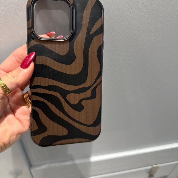 RED MATTE Minimalist Aesthetic Phone Case | iPhone 16/15/14/13/12 Pro ...