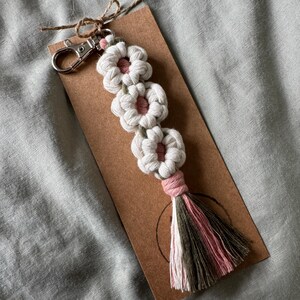 Macrame DIY Keychain Craft Kit With PDF Tutorial Key Ring Beginner ...