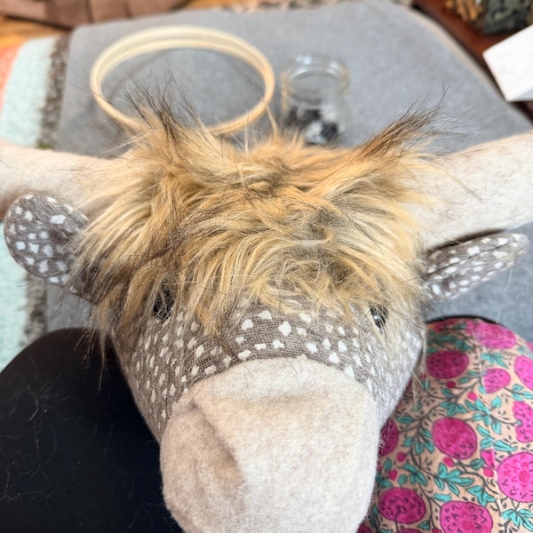Faux Highland Cow Head Wall Decoration Sewing Pattern and Tutorial. - Etsy