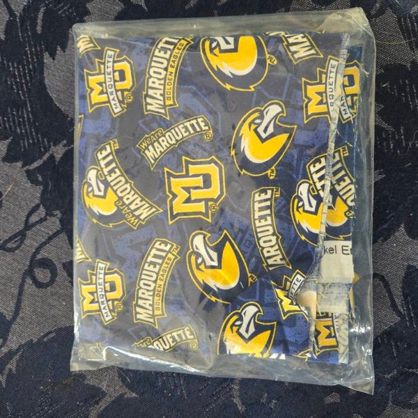 NCAA Marquette University Golden Eagles 1178 Blue & Gold WI College ...