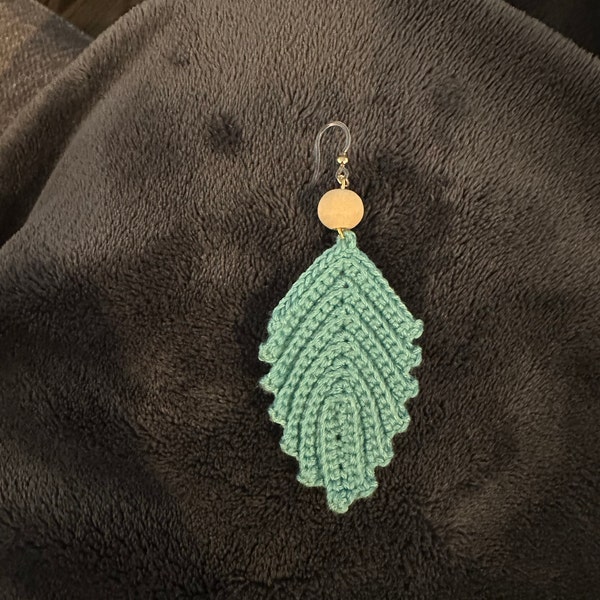 Crochet Leaf Earrings | PDF Pattern - Etsy