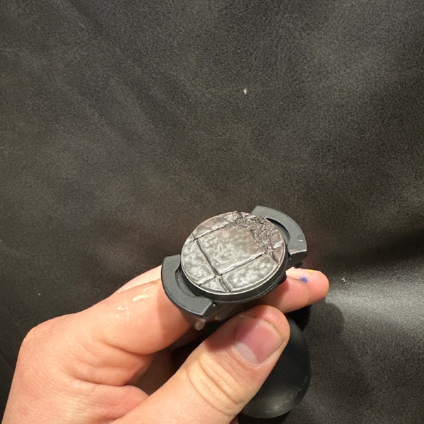 Assorted 25mm 32mm and 40mm Bases for D&D Miniatures Dungeons and ...