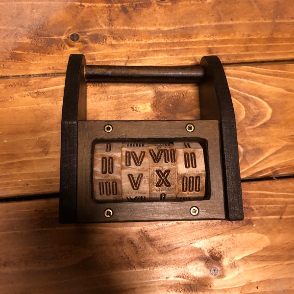 Escape Room Lock "medieval / Roman Numerals" Wooden Padlock, Escape ...