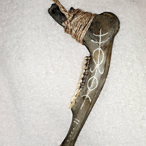 Made to Order : Primitive Sigil Deer Jawbone Ritual Knife - Etsy