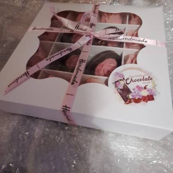 16 Personalised Rounds, Artisan Chocolate Mendiants Gift Box - Etsy