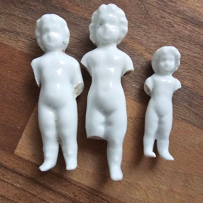 Follow Alice Silicone Mold 5 X 8 Inch Wonderland Tea Set Watch for ...