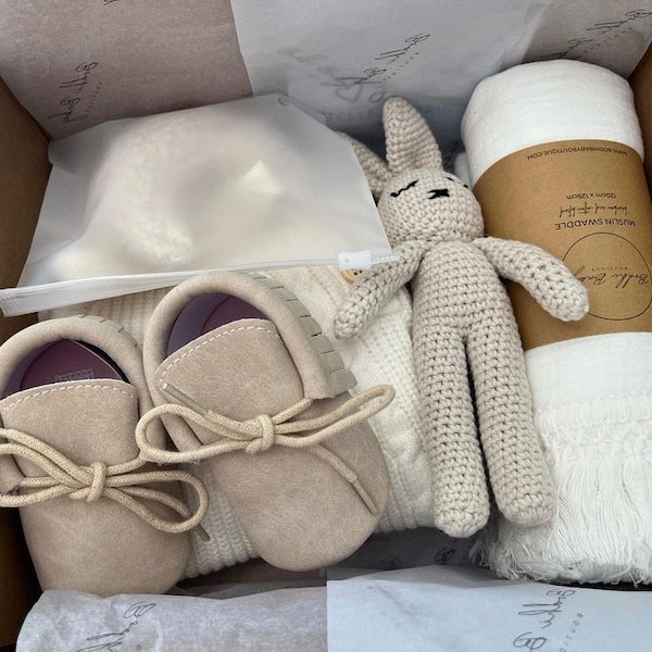 Baby Boy/girl Gift Box Set, Personalized Gift, Gender Neutral Baby Gift ...